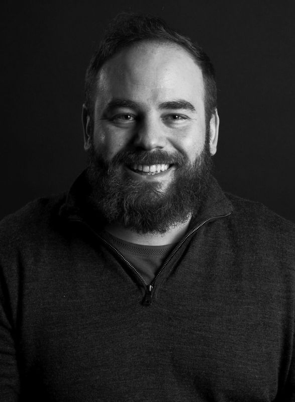 Iker Jusue's certificates